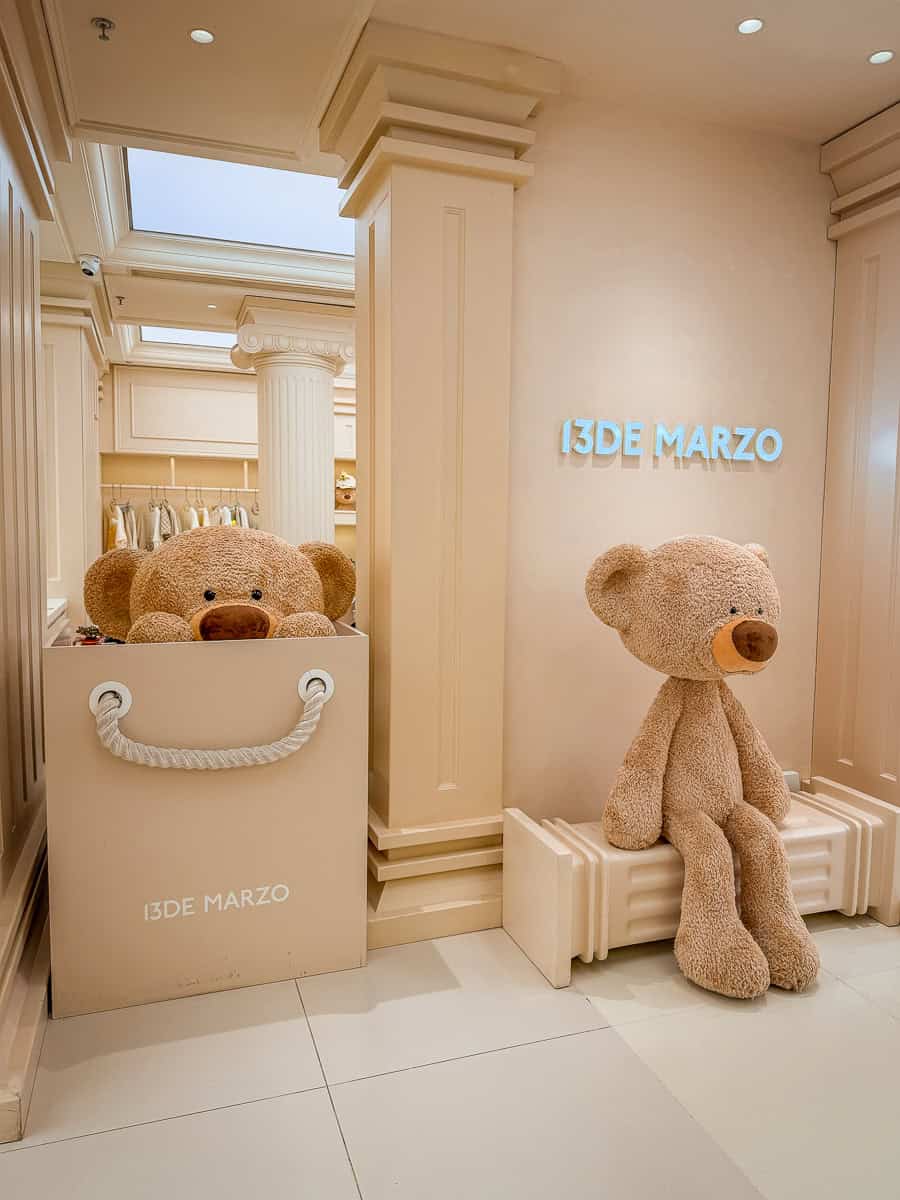 13DE Marzo Café - Is This Viral Teddy Bear Café In Shanghai Worth It?