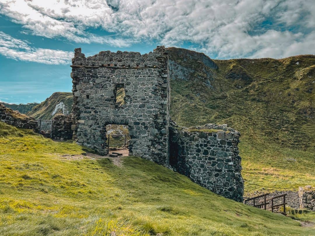 How To Visit Kinbane Castle Northern Ireland - Causeway Coast Hidden Gem!
