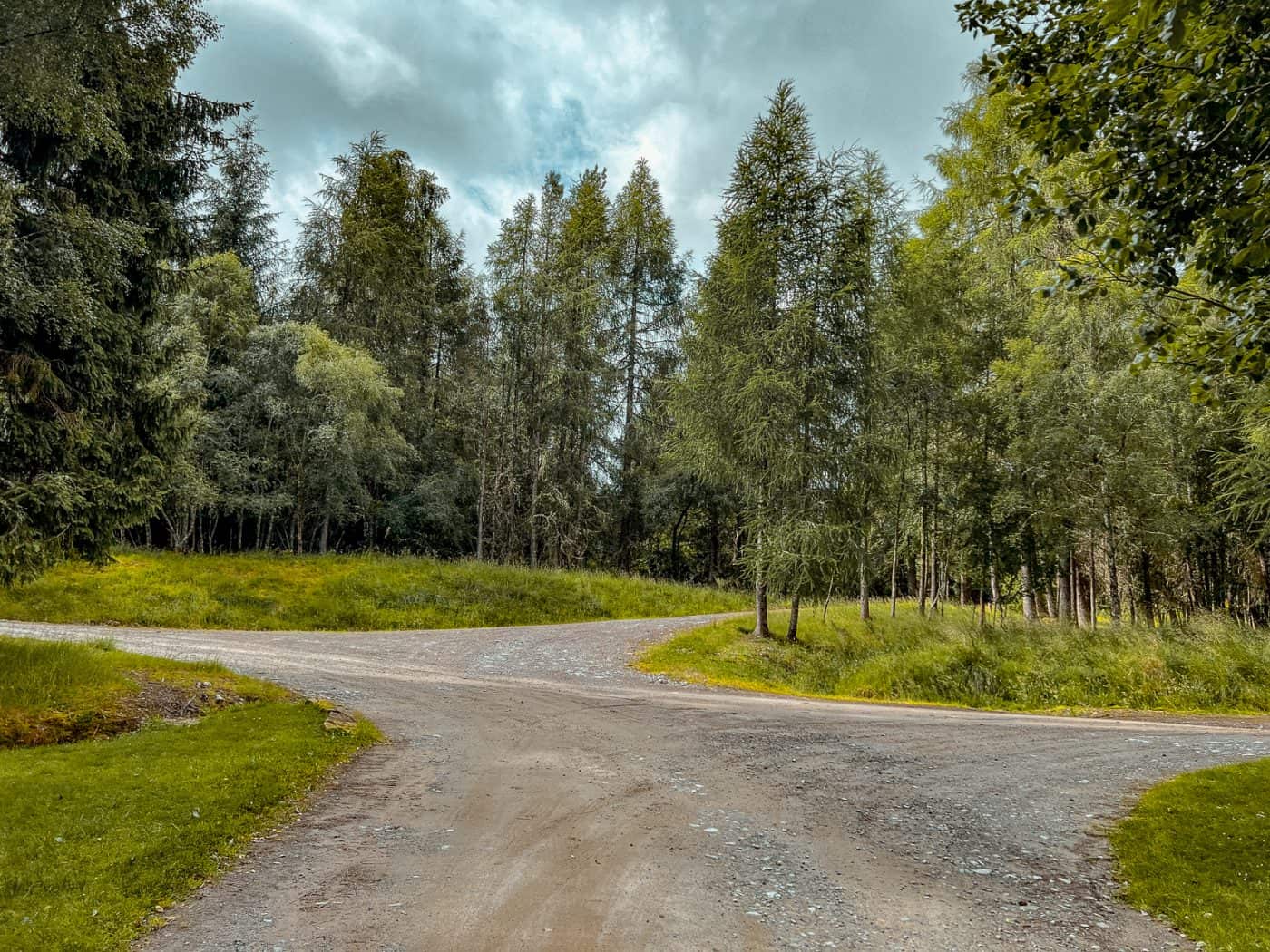 Loch Glass Pink House (2025 Guide) - Visit Culzie Lodge In Scotland!