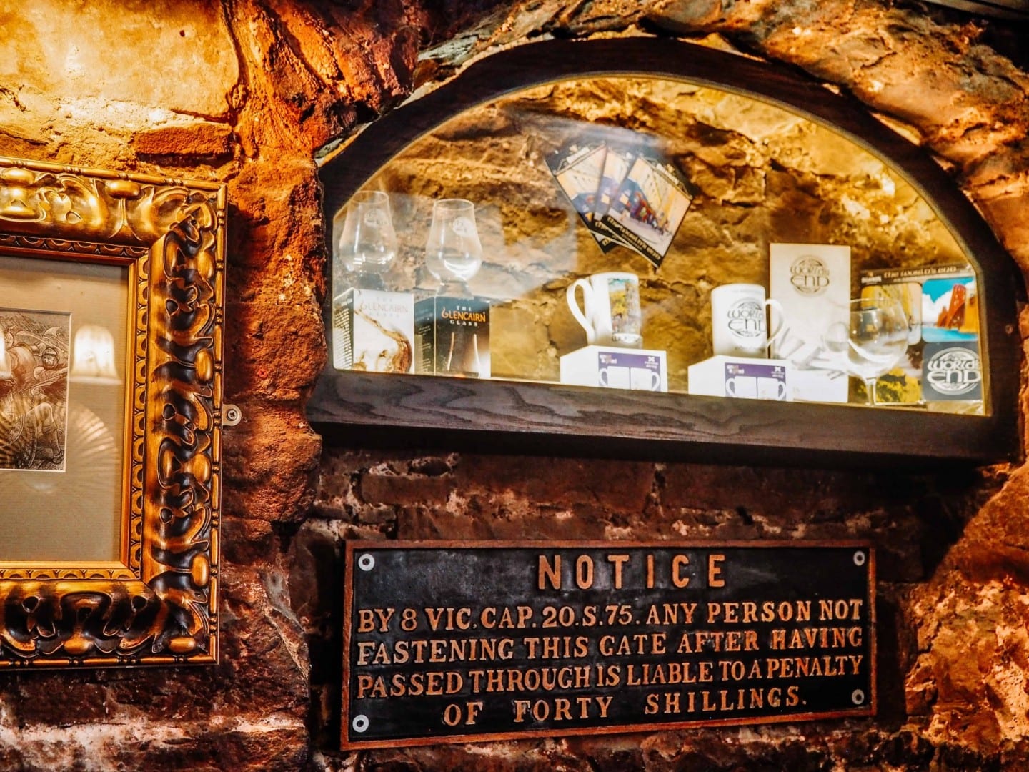 The World's End Edinburgh - 5 Reasons To Visit & Outlander Location Guide!